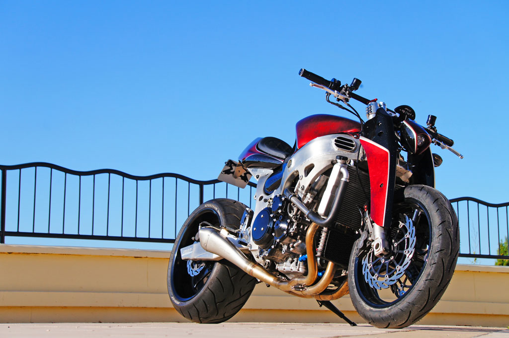 Hayabusa Custom Fighter - Krax-Moto